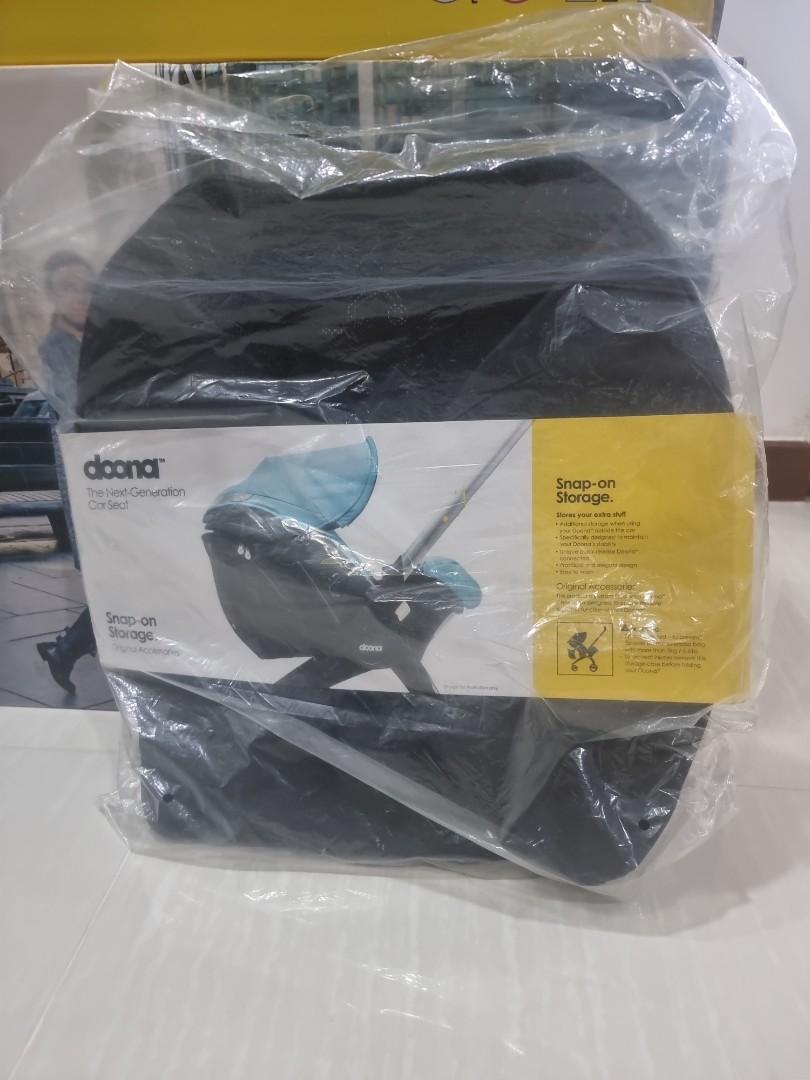 DOONA carseat scroller with ISO Fix.. easy click, Babies & Kids, Going ...