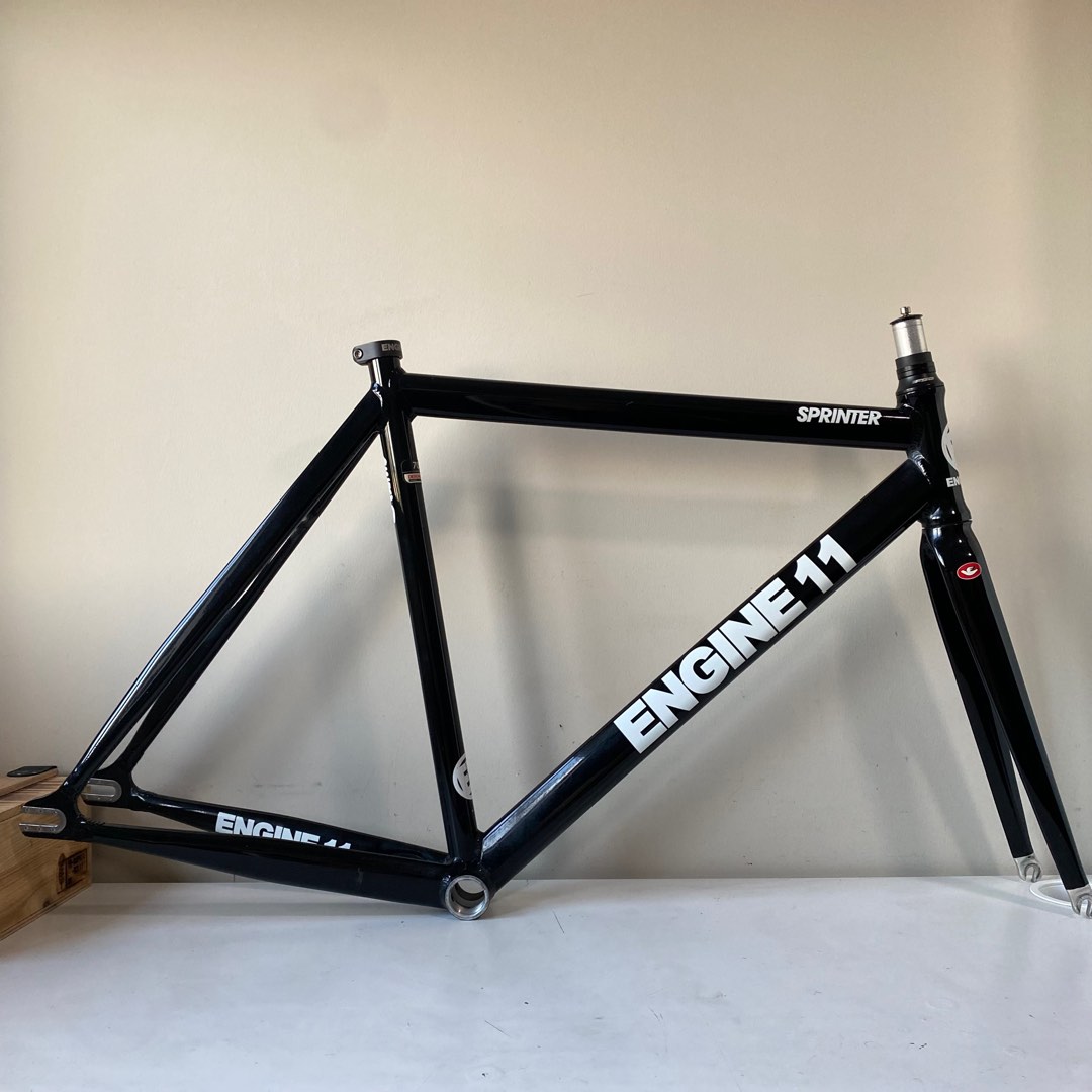 Engine 11 Sprinter Frameset, Sports Equipment, Bicycles & Parts ...
