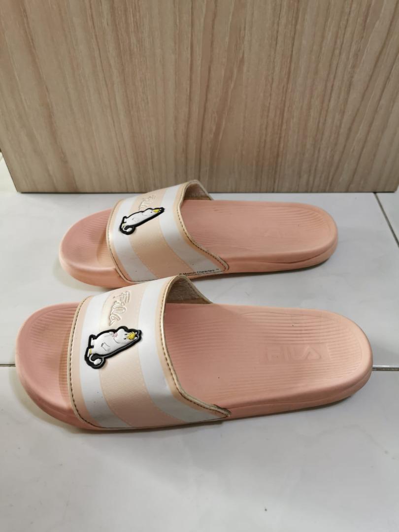 FILA MOOMIN PEACH SLIDERS, Women's Fashion, Footwear, Flipflops and ...