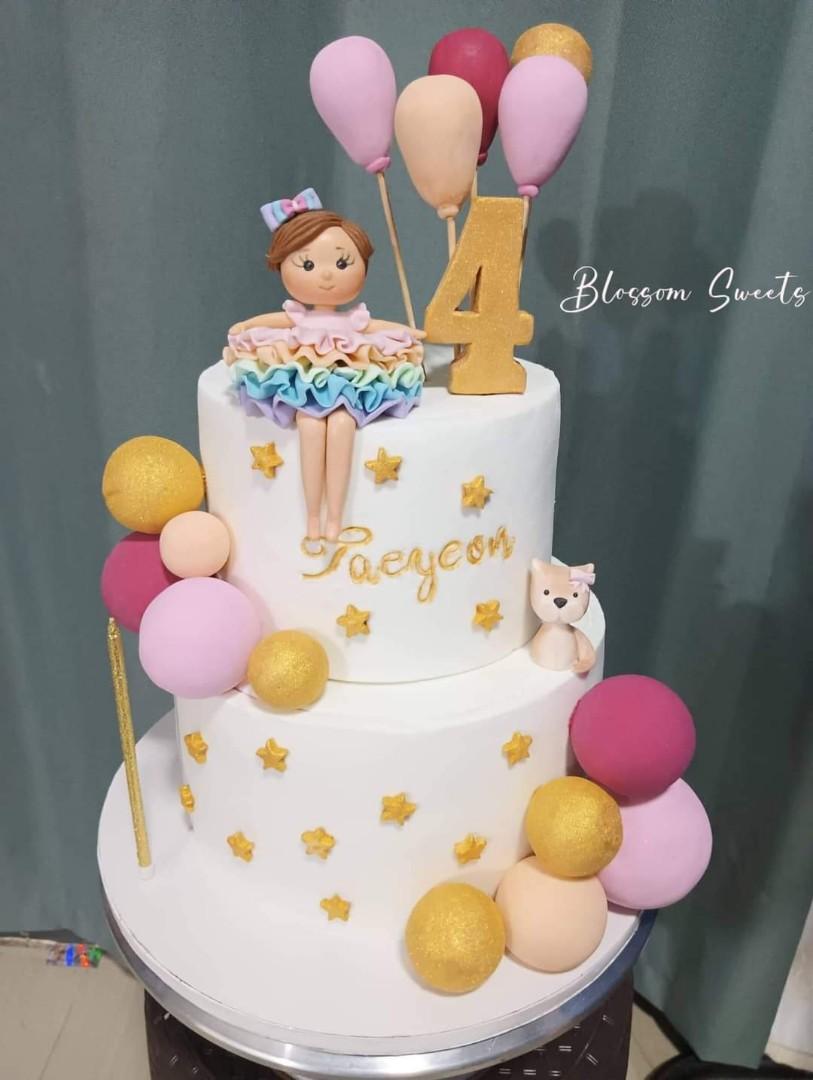 Full fondant cake, Food & Drinks, Homemade Bakes on Carousell