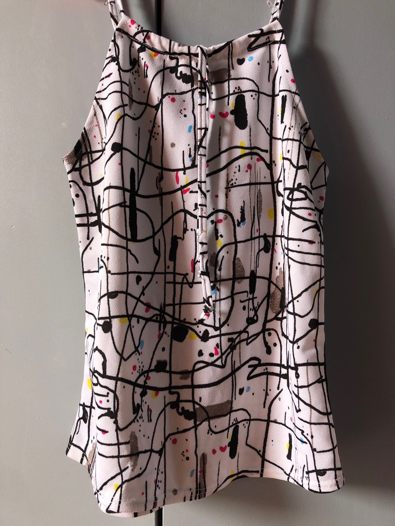 halter string top, Women's Fashion, Tops, Sleeveless on Carousell