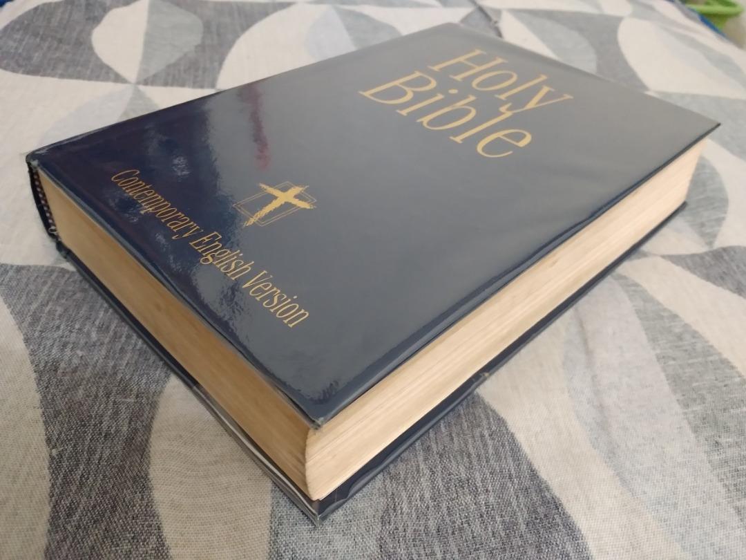 Holy Bible Contemporary English Version 1995, Hobbies & Toys, Books ...