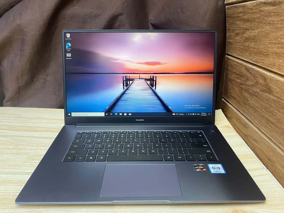 Huawei MateBook D15 AMD Ryzen 5 8gb ram 256gb SSD 1TB HDD 15" FHD 1080p ...