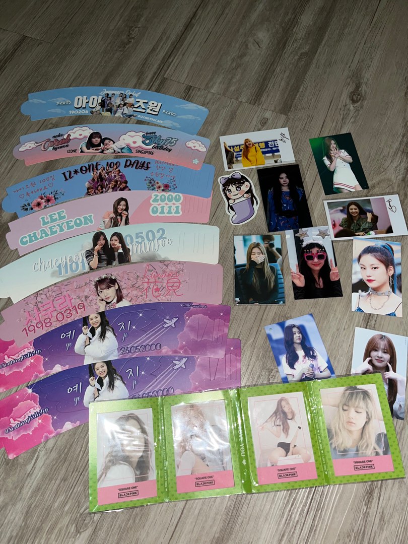 Izone/Yeji Cupsleeves and photocards, Hobbies & Toys, Memorabilia ...