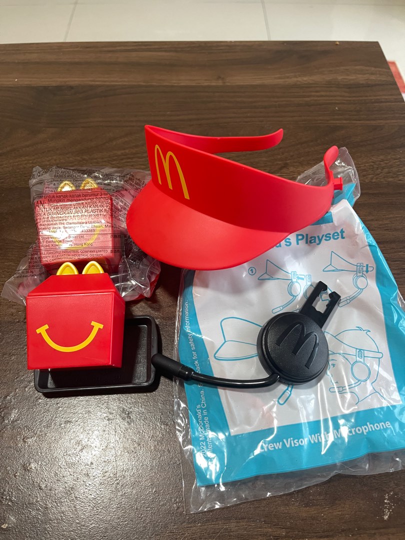 Mcdonalds crew headset ( limited ), Hobbies & Toys, Memorabilia ...