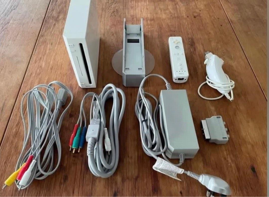 Nintendo Wii Console + controllers, Video Gaming, Video Game Consoles, Nintendo on Carousell