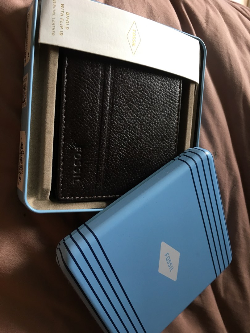 Original Fossil Bifold Wallet Bought in the US, Women's Fashion, Bags ...