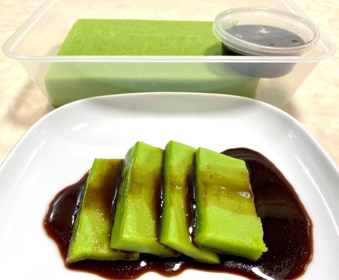 Pandan Kee Ya Kueh/ Alkaline Rice Cake 斑斓碱水糕, Food & Drinks, Homemade ...