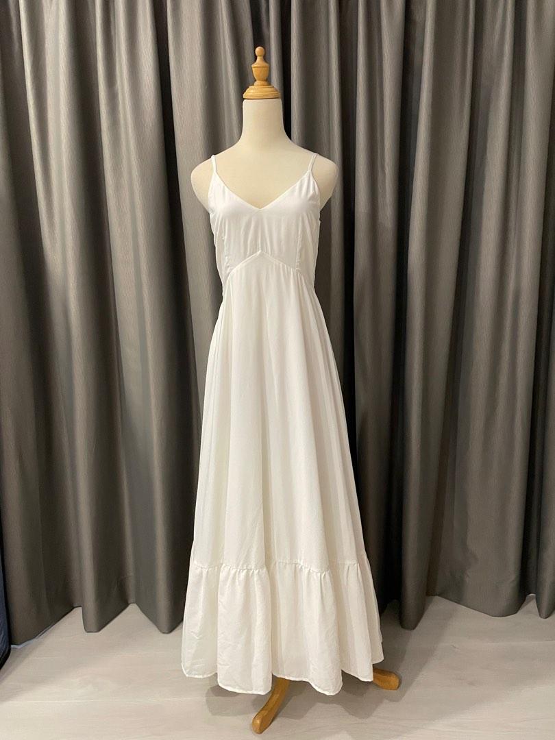 Panmorie ROM Dress in White - Room 8008, Women's Fashion, Dresses ...