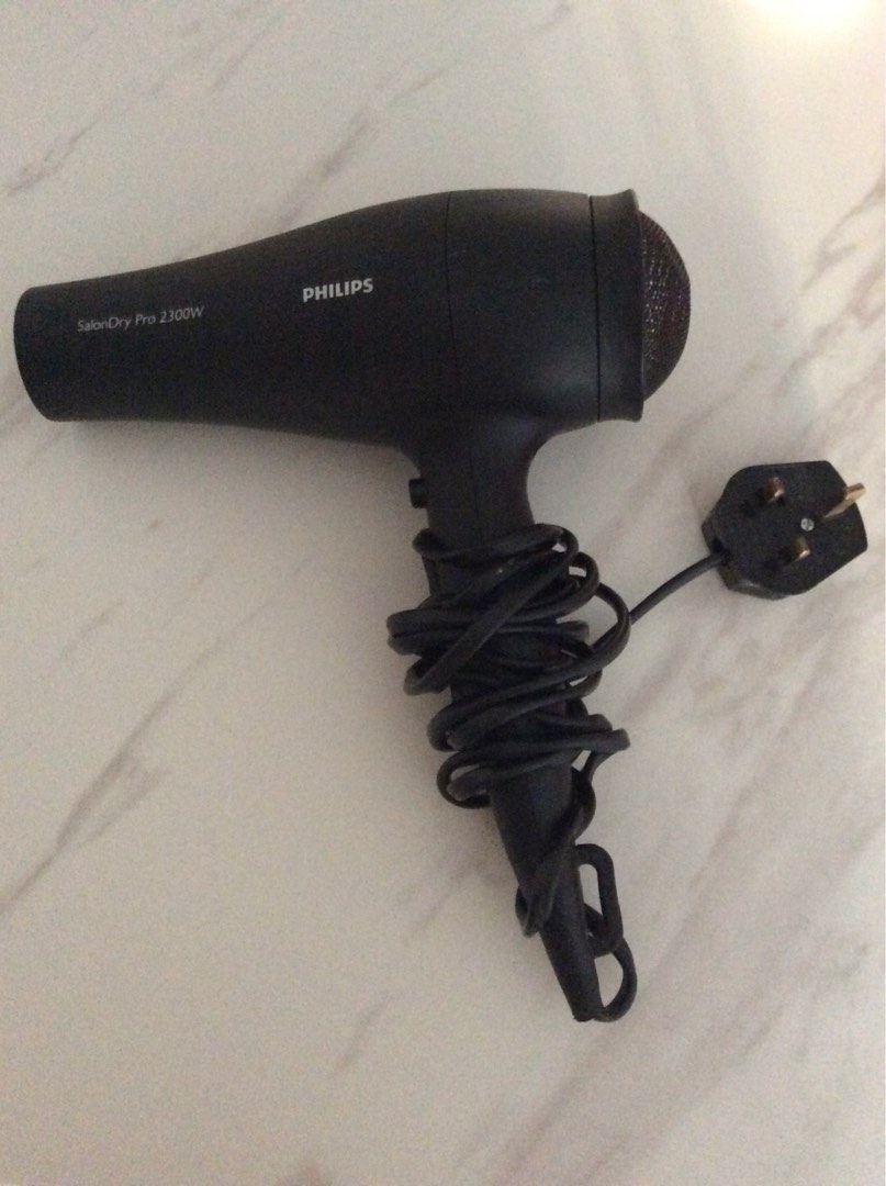 Philips salondry pro 2300w 黑色風筒, 美容＆化妝品, 健康及美容 - 頭髮護理 - Carousell