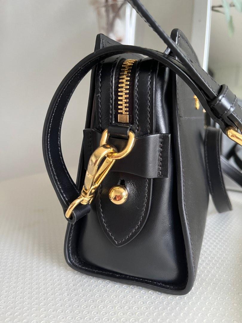 Prada Esplanade crossbody bag saffiano leather, Luxury, Bags & Wallets on Carousell