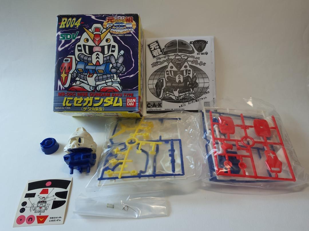 R004 絕版 1996年 Bandai 元祖 Nise Gundam Zaku Type MS-06C SD Gundam 高達, 興趣及遊戲, 玩具 & 遊戲類 - Carousell