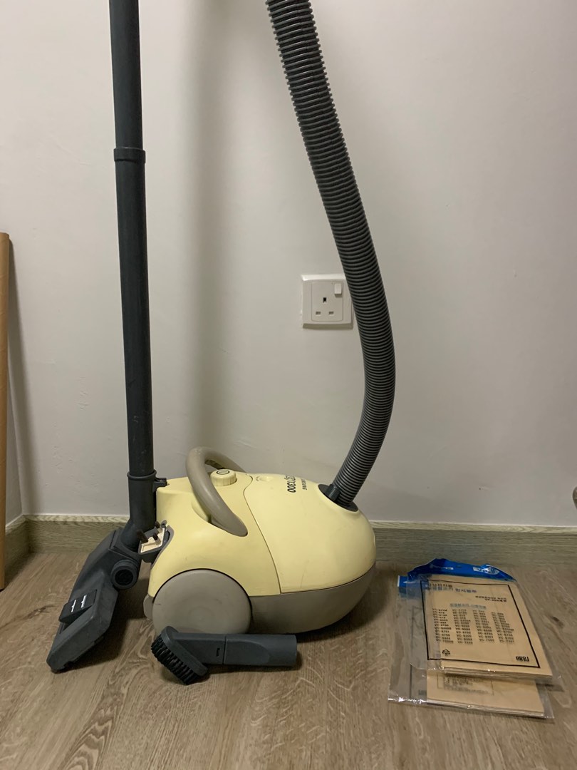 Samsung Easy 1300, TV & Home Appliances, Vacuum Cleaner & Housekeeping ...