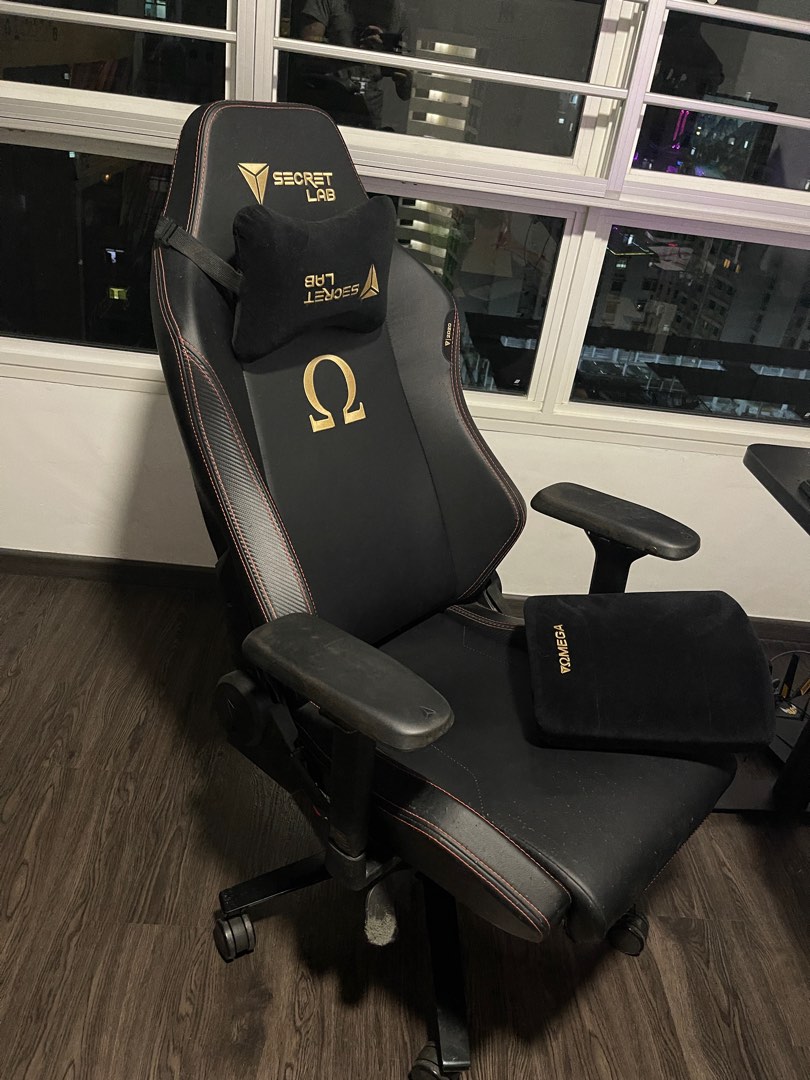 SECRET LAB OMEGA REGULAR SIZE, Furniture & Home Living, Furniture ...