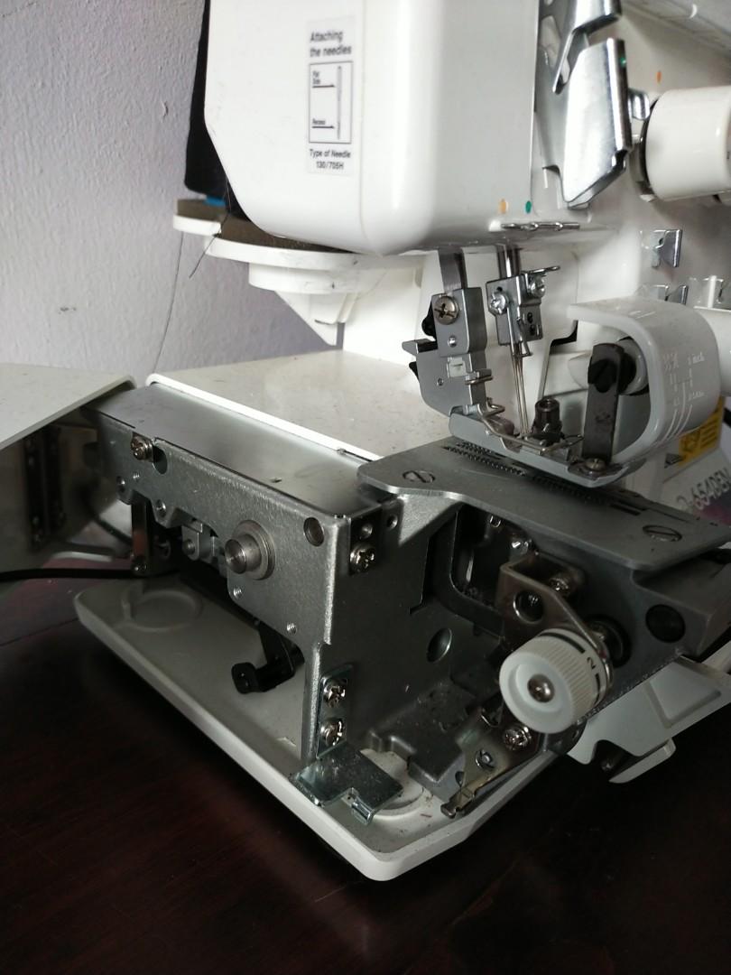Serger overlock machine, Hobbies & Toys, Stationery & Craft, Other ...
