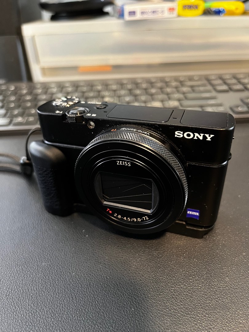 Sony RX100 VII Compact Camera - Mark 7, Photography, Cameras on Carousell