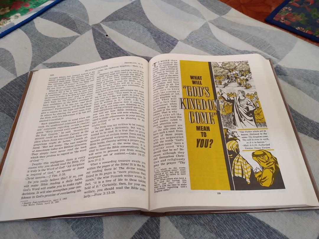The Watchtower: Announcing Jehovah's Kingdom 1964, Hobbies & Toys ...