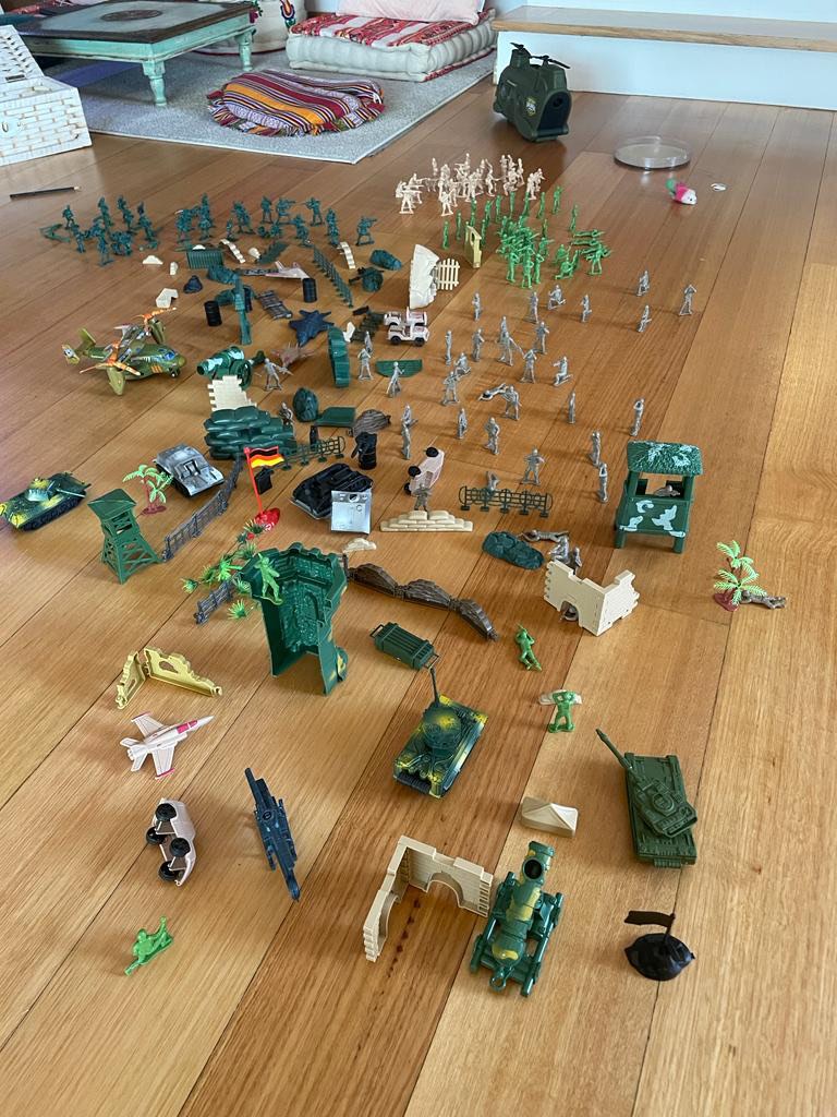 Toy soldiers, tanks and accessories, Hobbies & Toys, Toys & Games on ...