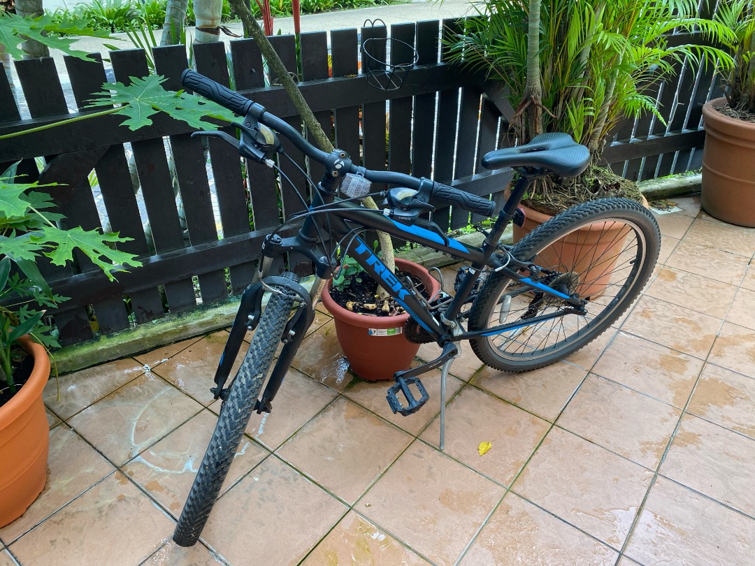Trek Hardtail Mountain Bike, Sports Equipment, Bicycles & Parts ...