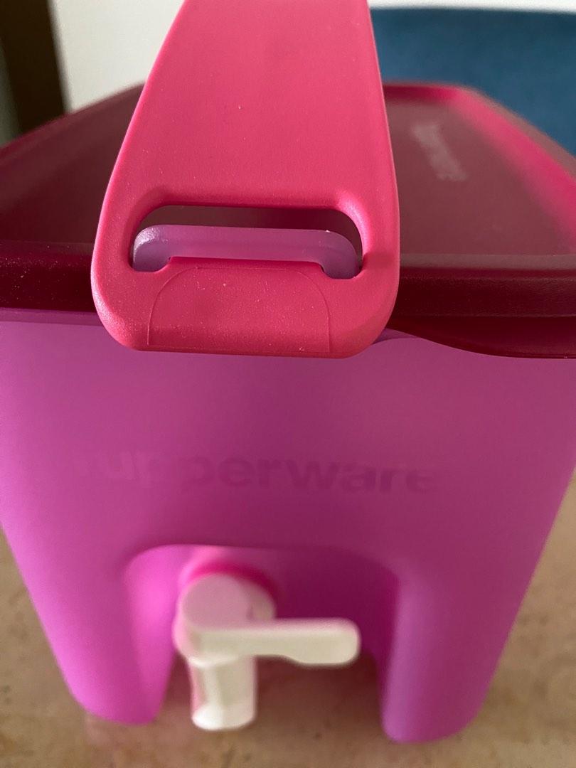 Tupperware water dispenser 3L, TV & Home Appliances, Kitchen Appliances ...