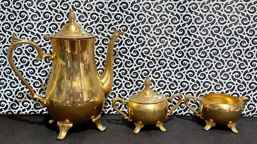 Vintage Gold Tea Set, Hobbies & Toys, Memorabilia & Collectibles ...
