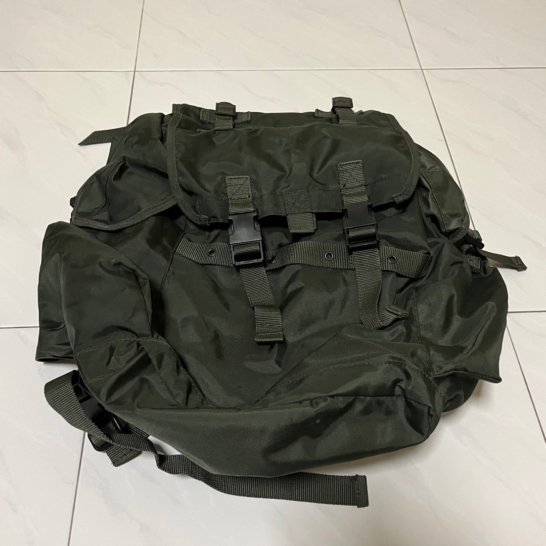 Vintage SAF fieldpack, Men's Fashion, Bags, Backpacks on Carousell