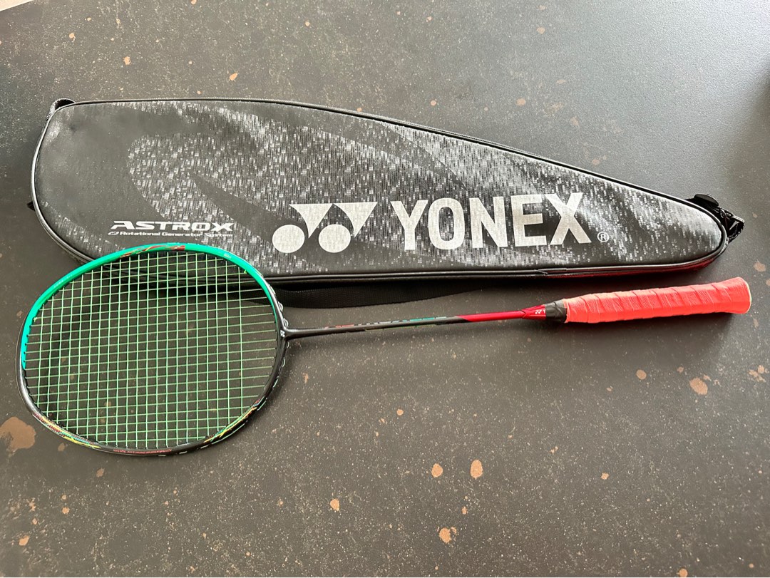Yonex Astrox 88S 4UG5 Badminton Racket, Sports Equipment, Sports ...