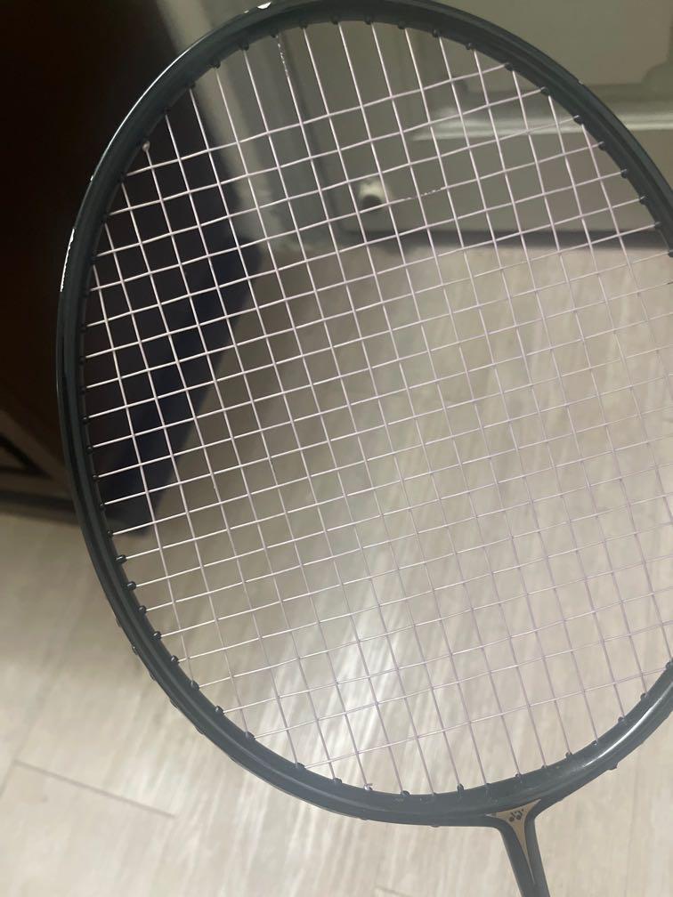 Yonex racket, 運動產品, 運動與體育, 運動與體育 - 球拍和球類運動 - Carousell