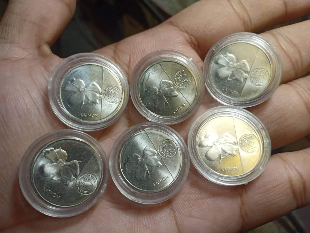 25 sentimo 2018 frosted 100 each, Hobbies & Toys, Memorabilia ...