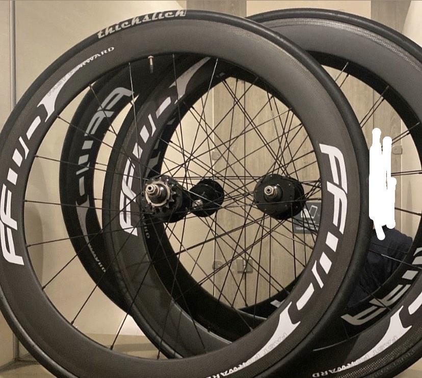 60mm Fixie Carbon Wheelset, Sports Equipment, Bicycles & Parts, Parts ...
