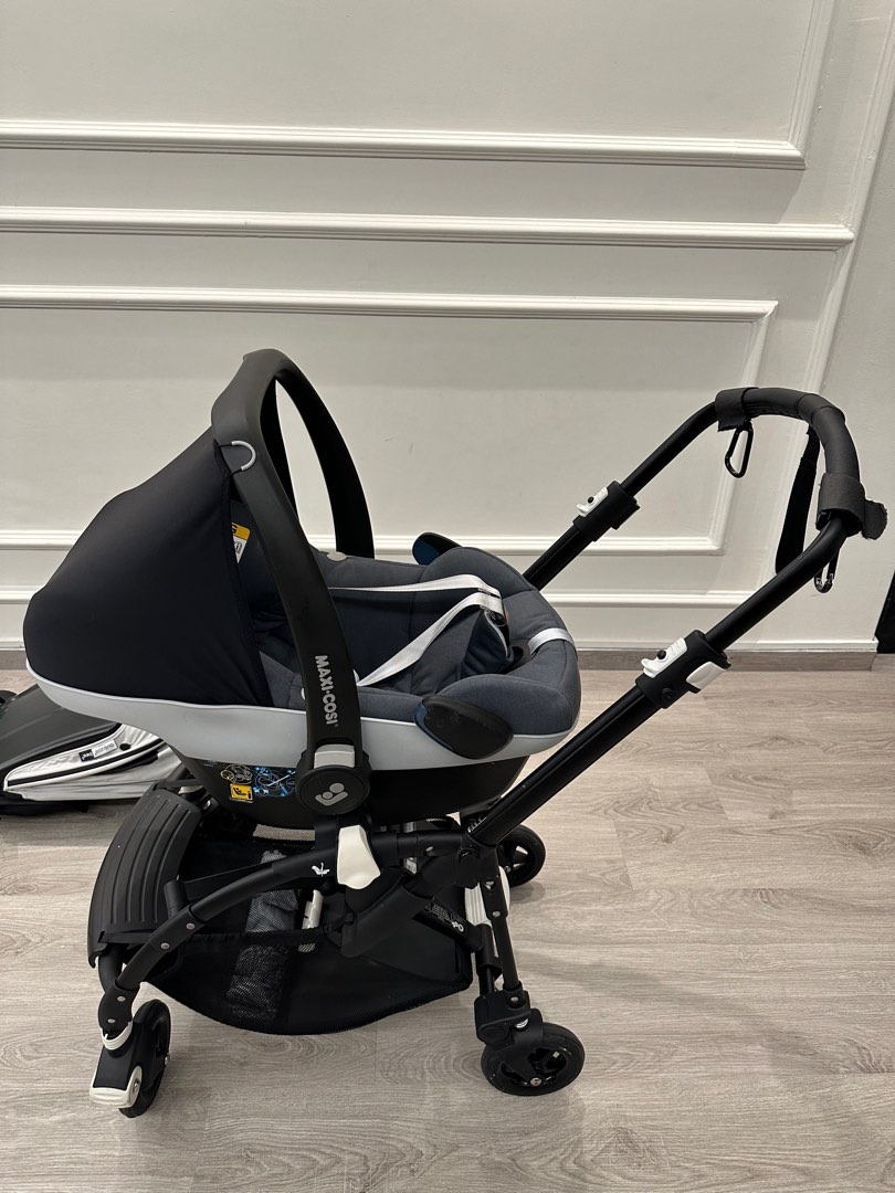 maxi cosi & adapter, Babies & Kids, Going Out, Car Seats on Carousell