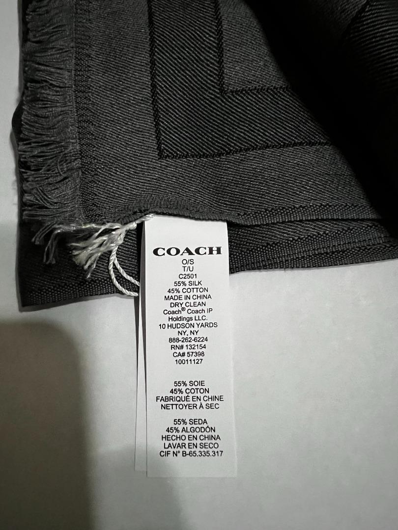 [COACH] - HORSE AND CARRIAGE PRINT JACQUARD STOLE, Women's Fashion ...