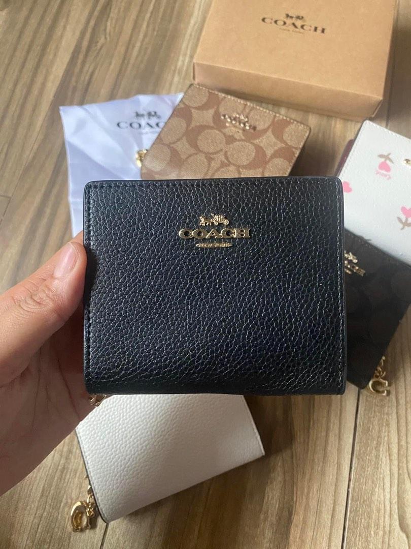 Coach Snapcard, Women's Fashion, Bags & Wallets, Wallets & Card holders ...
