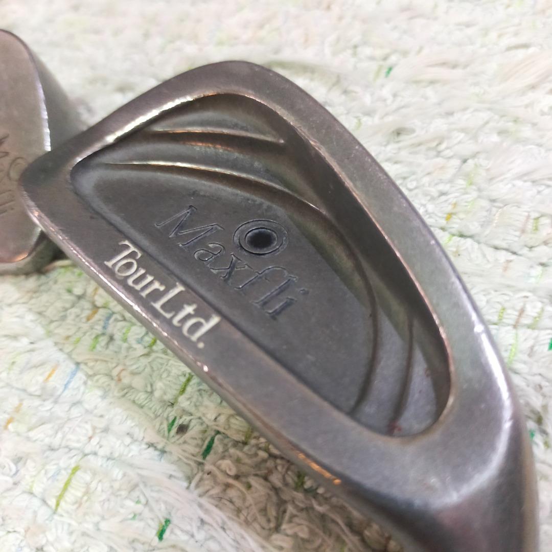 Dunlop Maxfli Golf Set, Sports Equipment, Sports & Games, Golf on Carousell