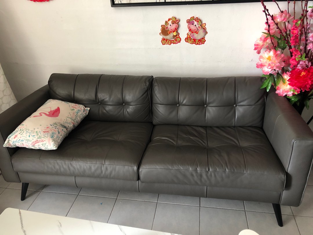 Garage Sales, Furniture & Home Living, Furniture, Sofas on Carousell