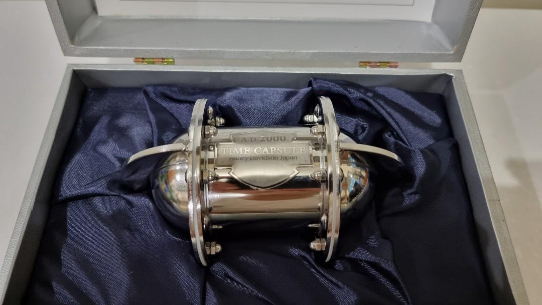 Harley Davidson A.D. 2000 Millenium Time Capsule, Motorbikes, Motorbike ...