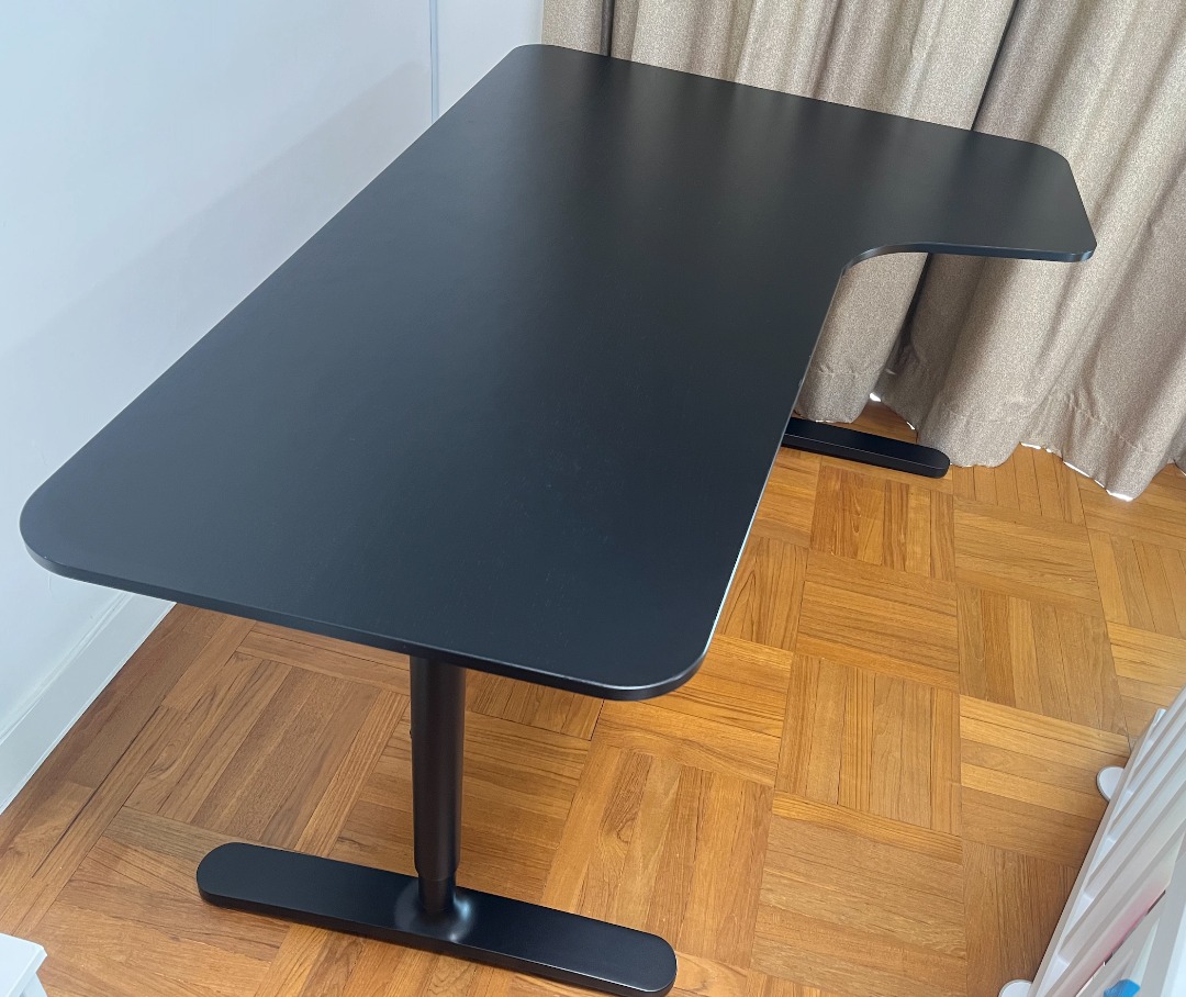IKEA BEKANT Black Study Desk, 傢俬＆家居, 傢俬, 桌子 - Carousell