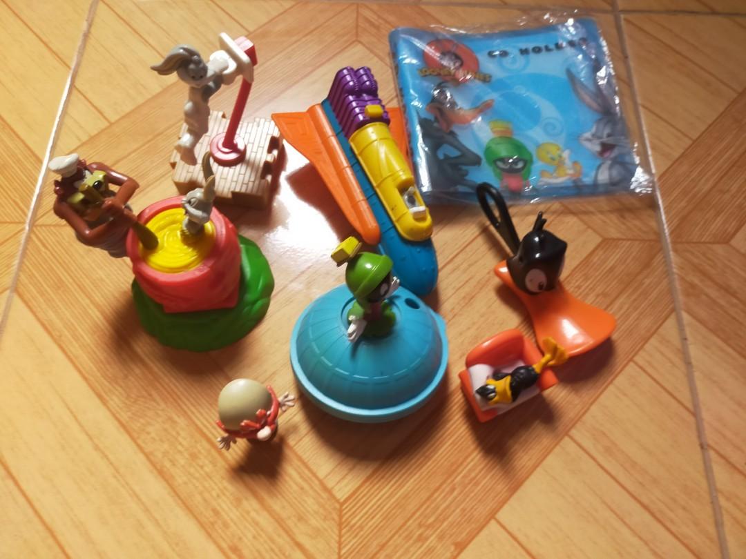 Jollibee Mcdo toys vintage, Hobbies & Toys, Memorabilia & Collectibles ...