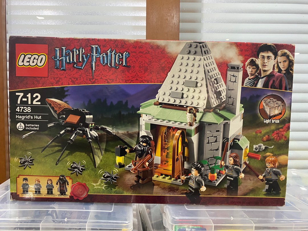 Lego Retired 4738 Harry Potter Hagrid Hut with Light, Hobbies & Toys ...