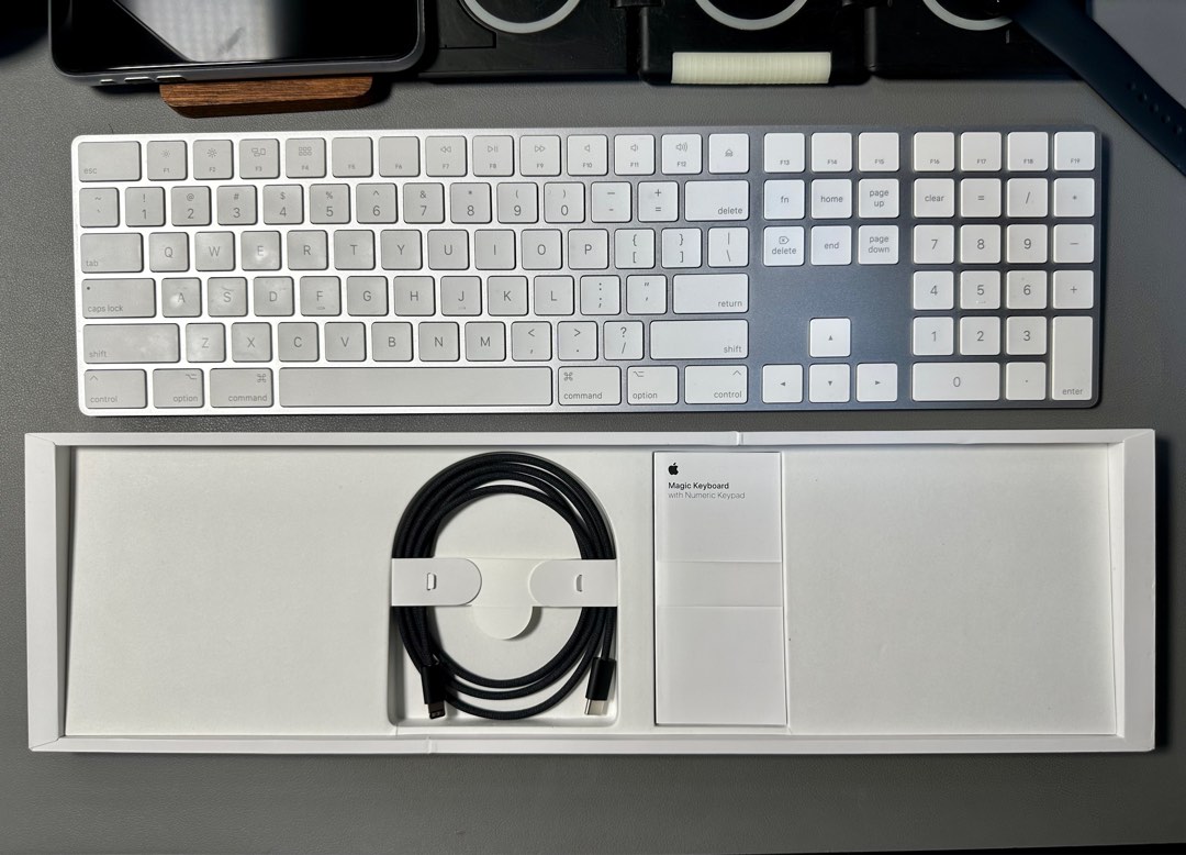 Magic Keyboard with Numeric Keypad - White, Computers & Tech, Parts ...
