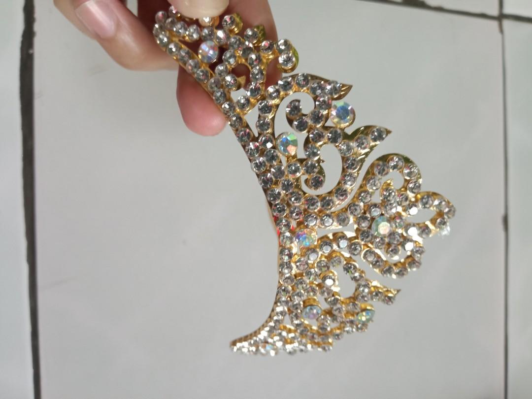 Mahkota, Fesyen Wanita, Aksesoris di Carousell