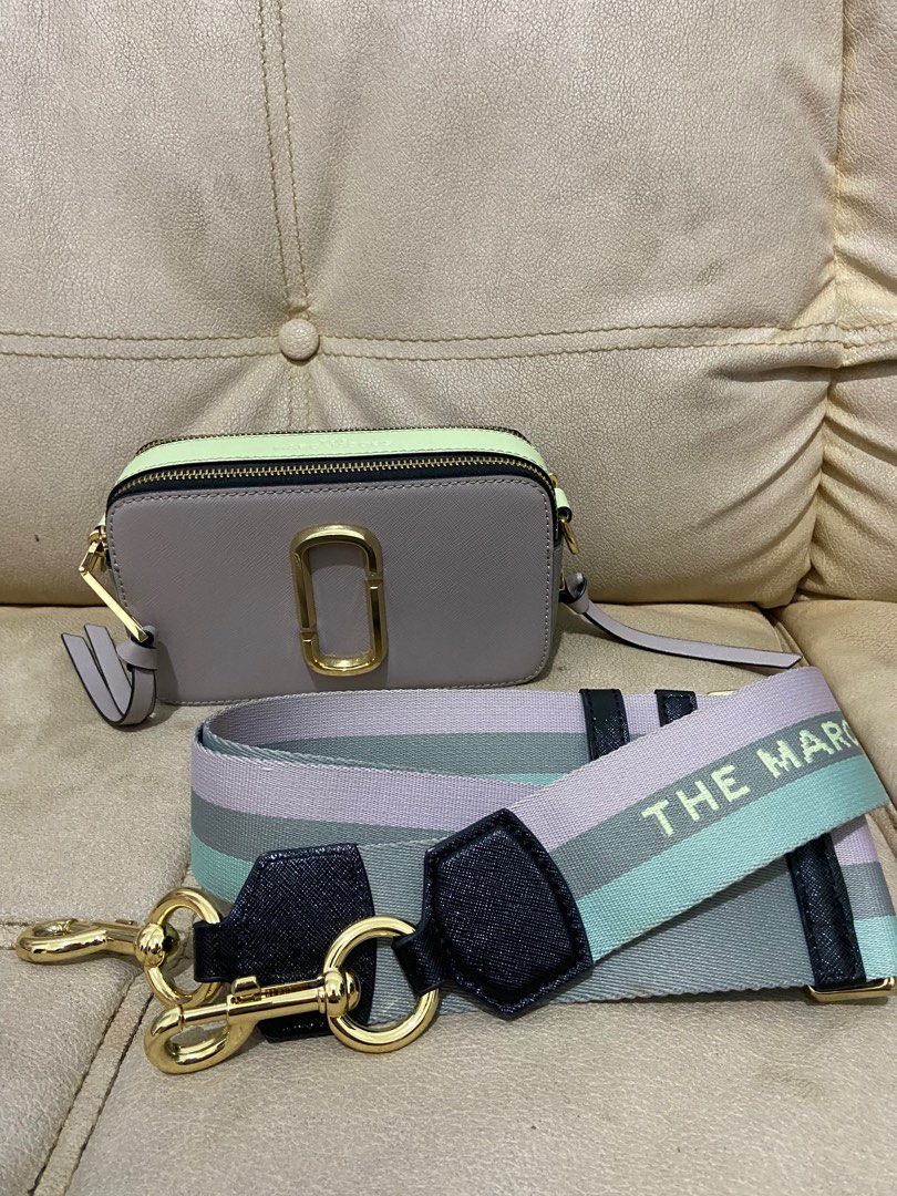 Marc Jacob Snapshot, Fesyen Wanita, Tas & Dompet di Carousell