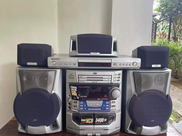 Mini Component with Surround Speakers and DVD player, Audio, Soundbars ...