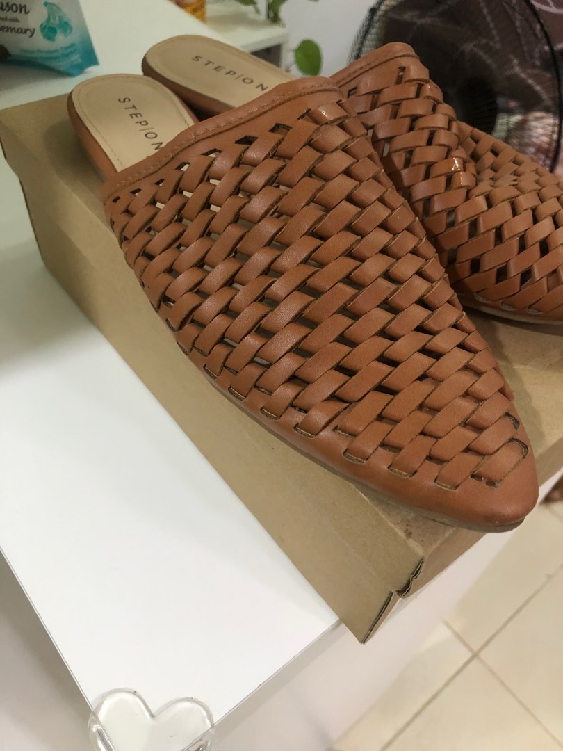 Payless Step One Slides, Women's Fashion, Footwear, Slippers and slides ...