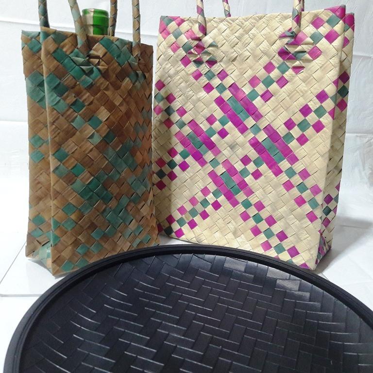 Plastic Bilao (30cm) bundle, Everything Else, Others on Carousell