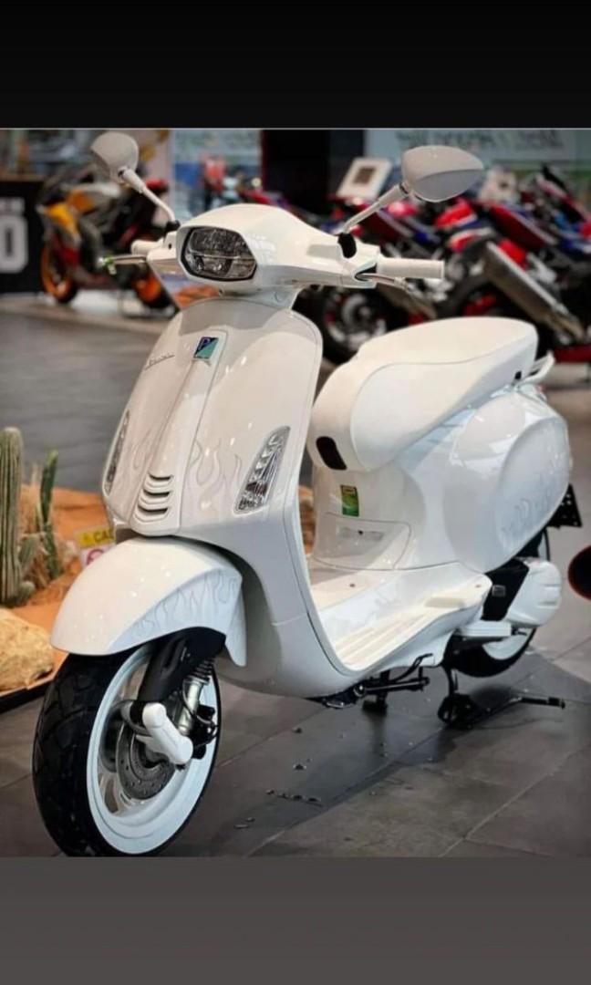 Ready Vespa x jB, Motor di Carousell