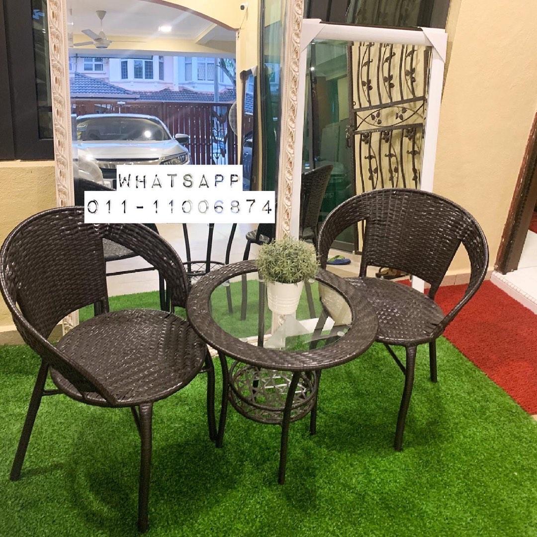 Set meja kerusi, Furniture & Home Living, Home Decor, Other Home Decor ...