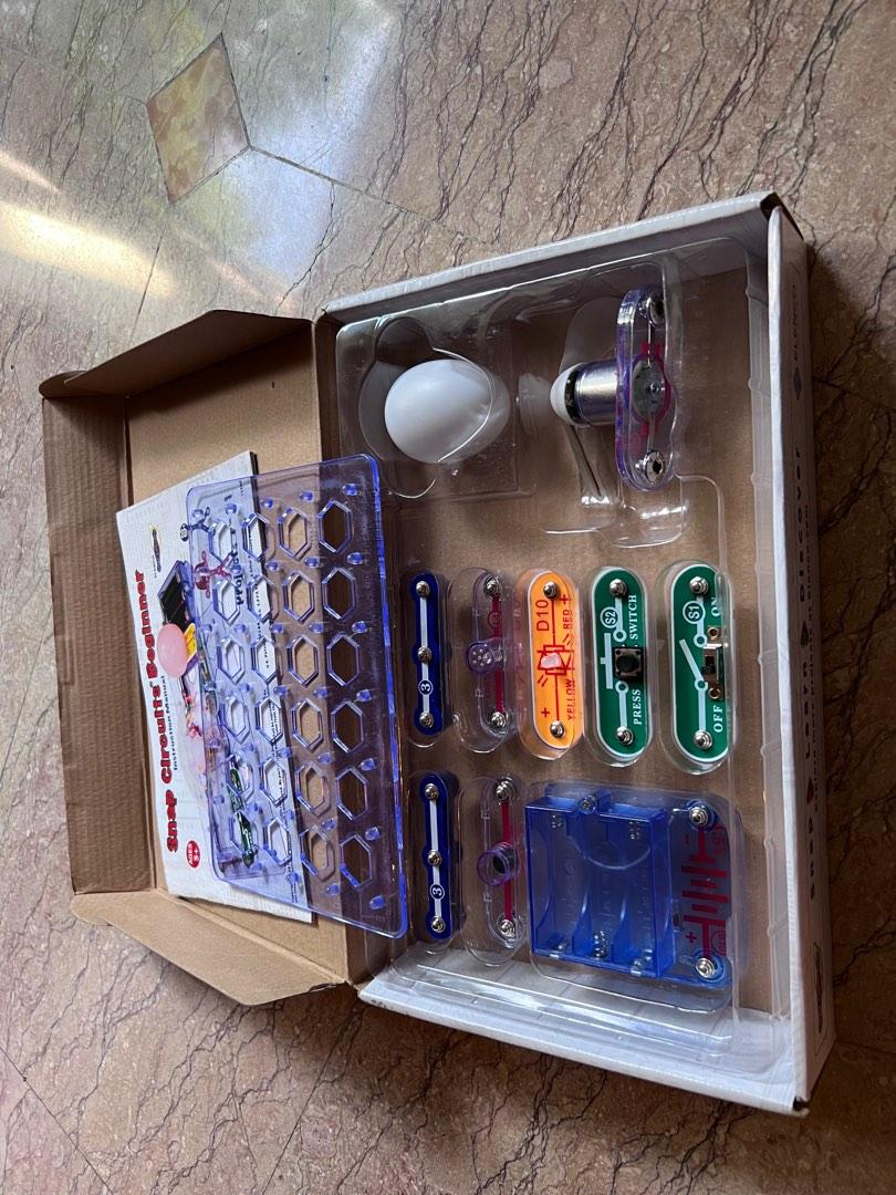 Snap Circuits Snap Circuit Beginner Electronic Discovery Kit, Hobbies ...