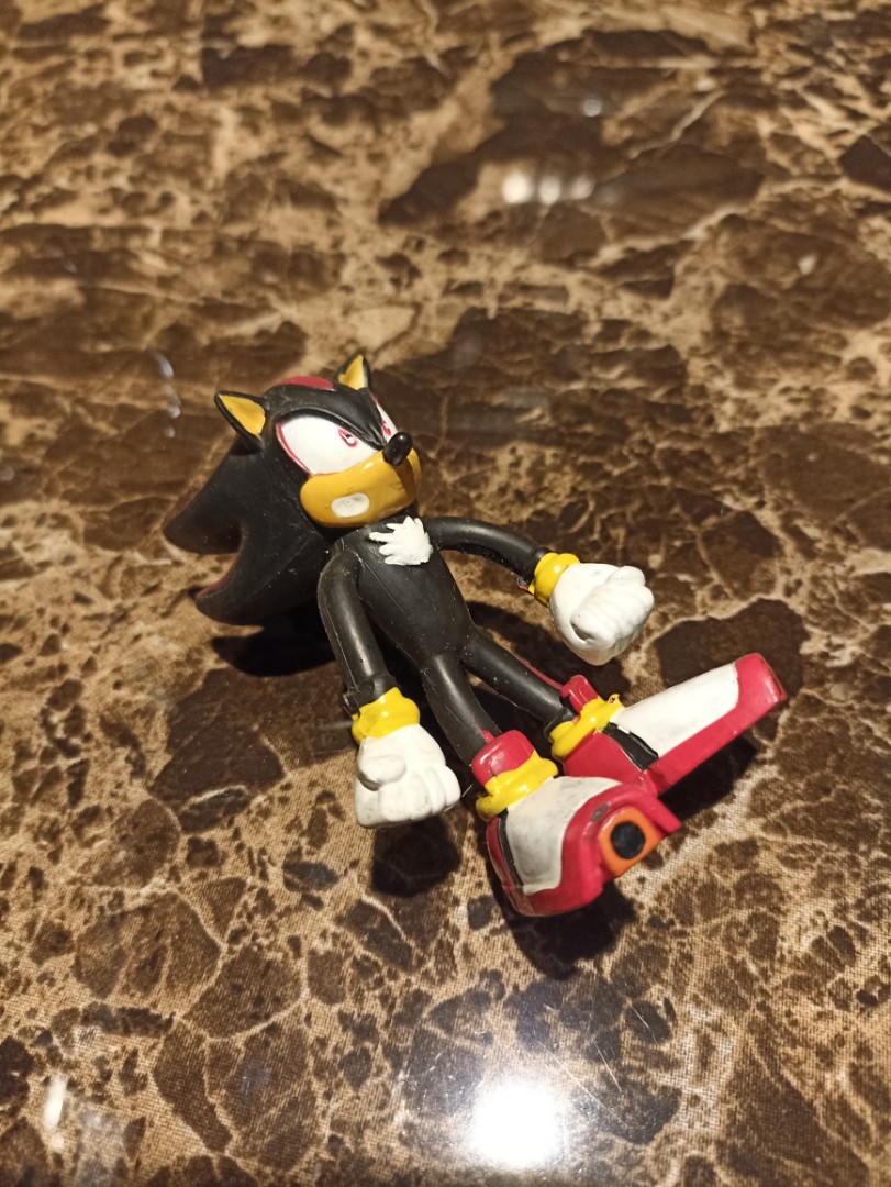 Sonic Hitam Figure, Toys & Collectibles, Mainan di Carousell