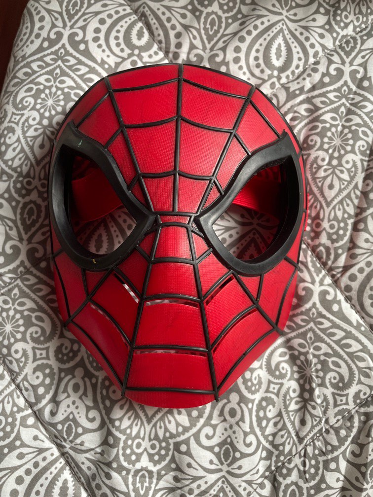 Spider-Man mask original, Hobbies & Toys, Toys & Games on Carousell
